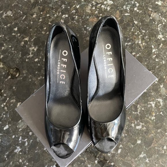 OFFICE London | Shoes | Office London Patent Leather Pump | Poshmark